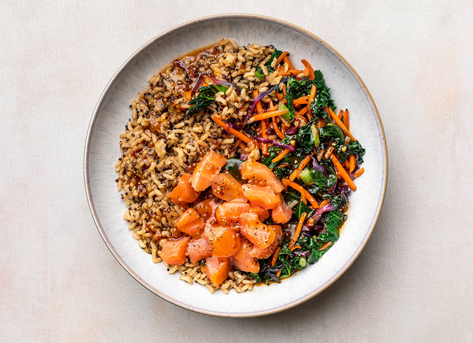 Gingery Poké Salmon Rainbow Rice Bowl | Hungryroot