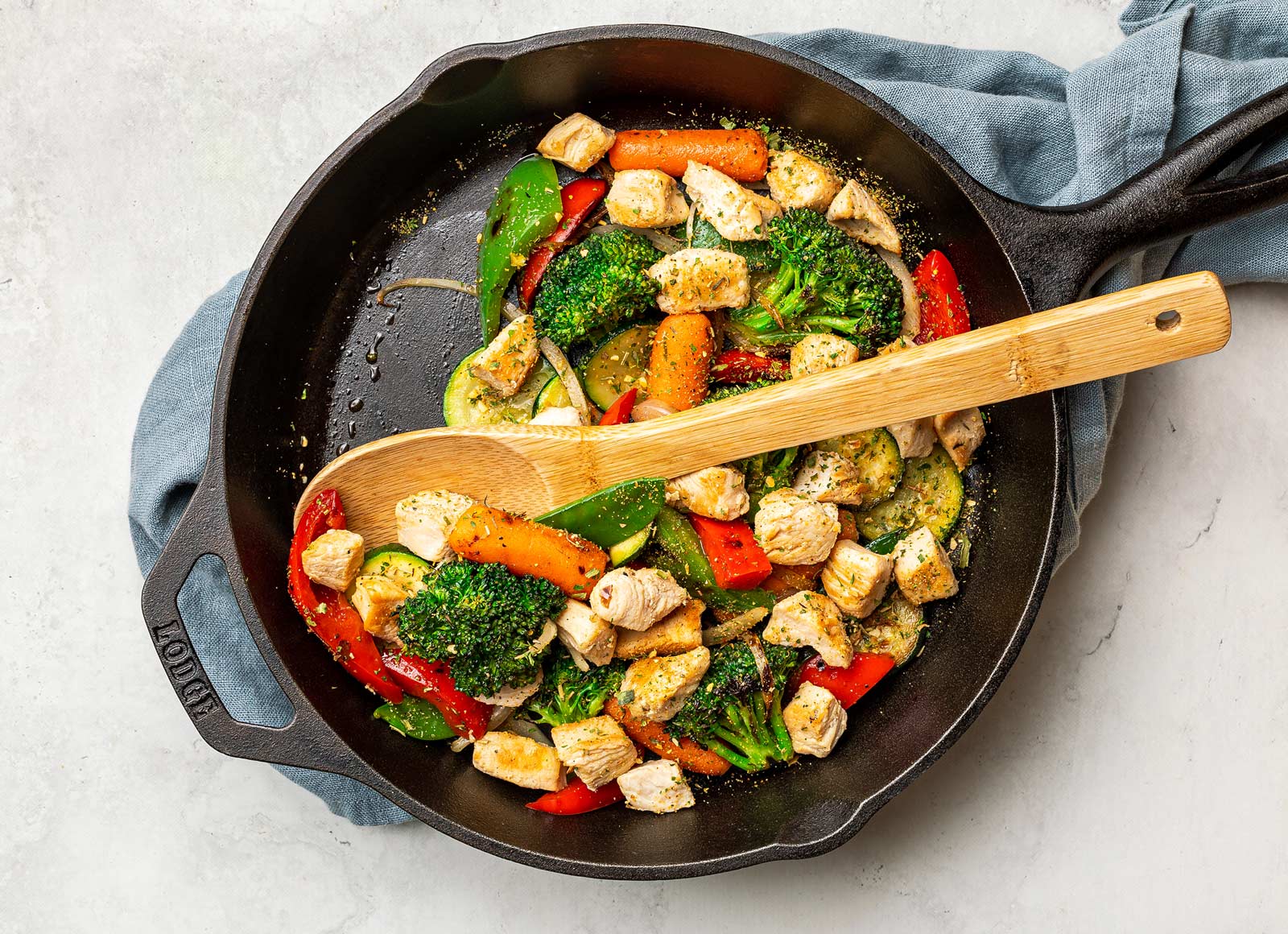 Garlic Chicken Breast + Mixed Veggie Skillet | Hungryroot