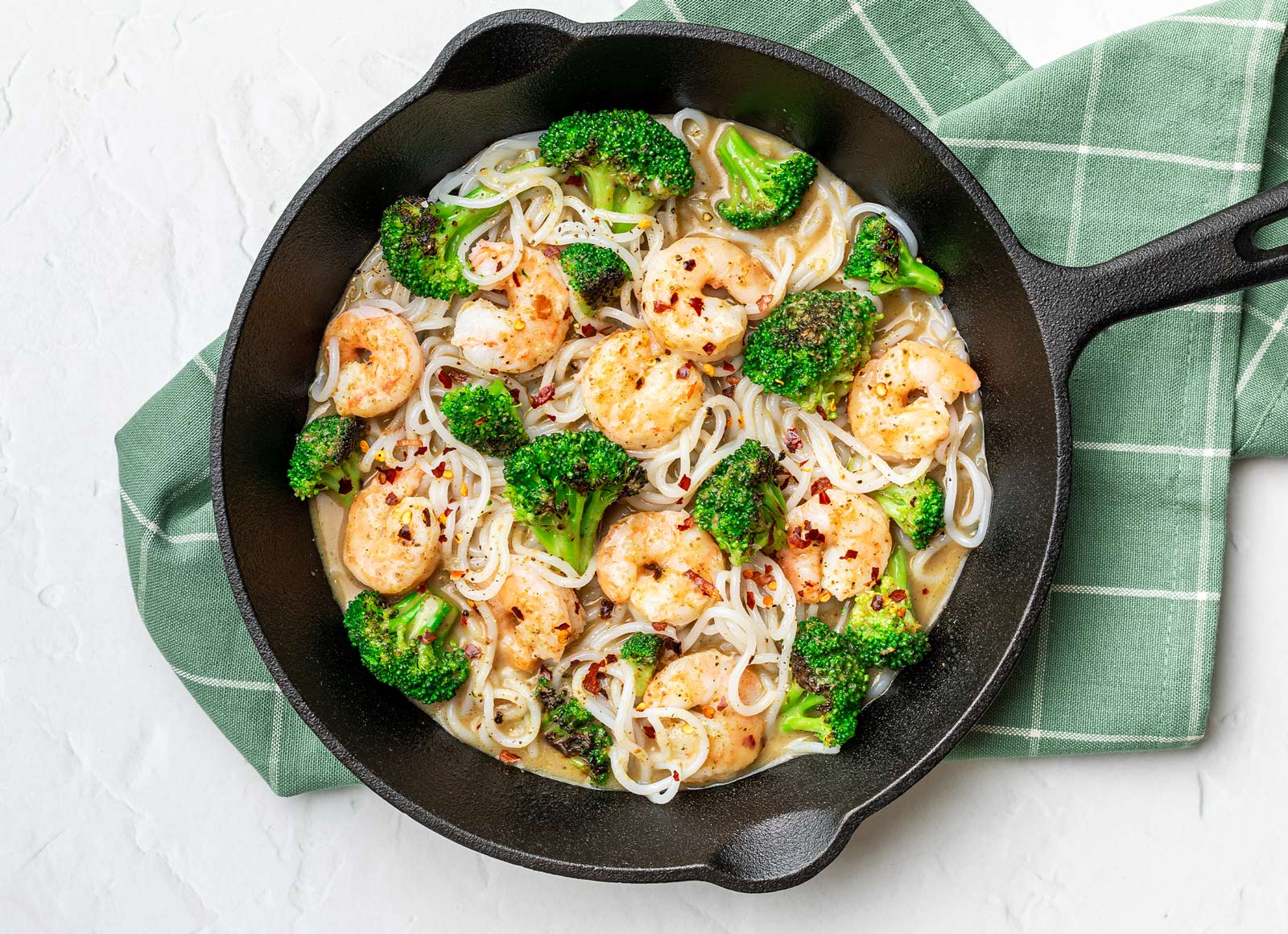 Thai Green Curry Shrimp with Rice Noodles | Hungryroot