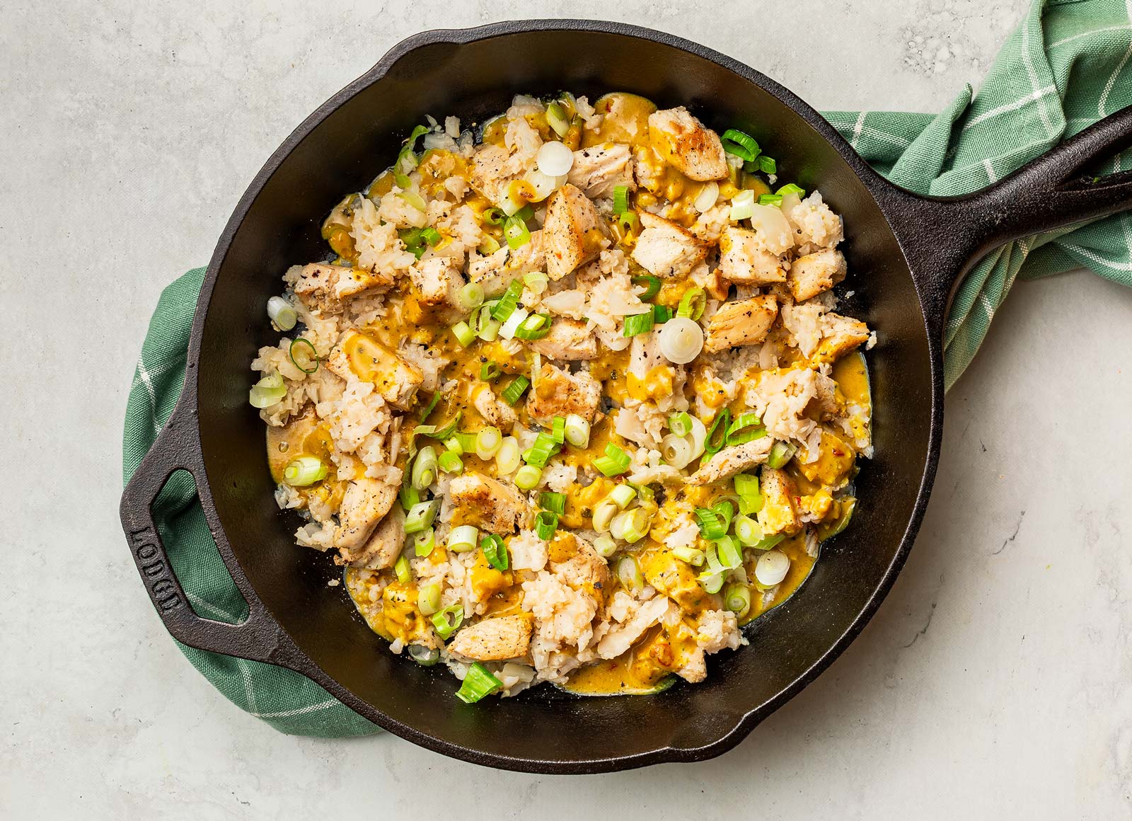 Thai-Style Coconut Chicken + Cauliflower Rice | Hungryroot